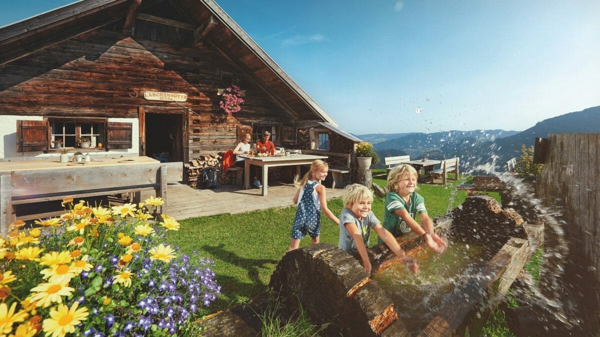 Families on the Alm: Where a hike becomes an experience in SalzburgerLand.